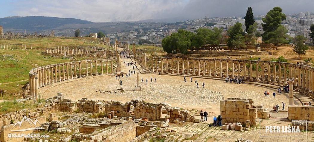 Visit of Jerash (Gerasa) - Ancient town destroyed by earthquake ...