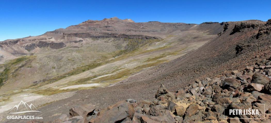Nevado Mismi - Sopka nad pramenem Amazonky | Gigaplaces.com