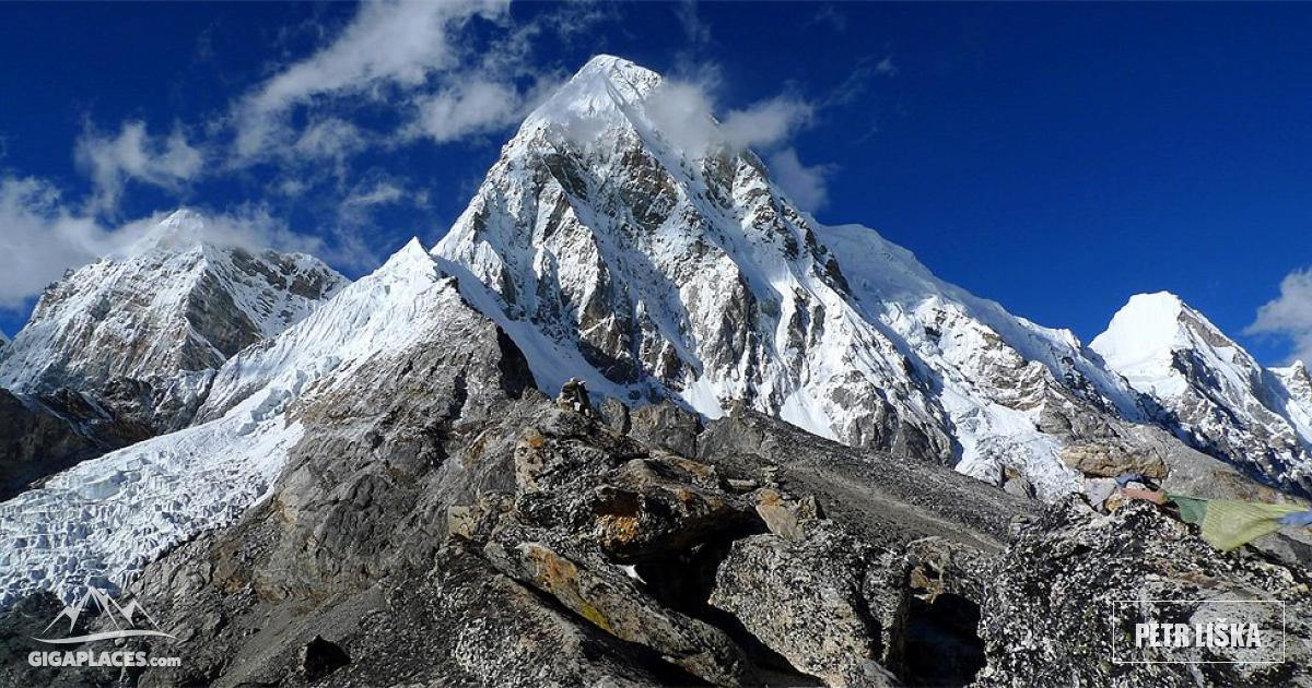 Ascent to Kala Patthar - Gorgeous outlook to Everest | Gigaplaces.com