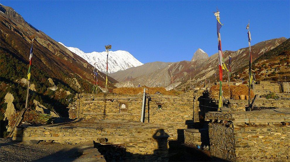 Hike Manang - Khangsar - A short walk along Marsyangdi | Gigaplaces.com