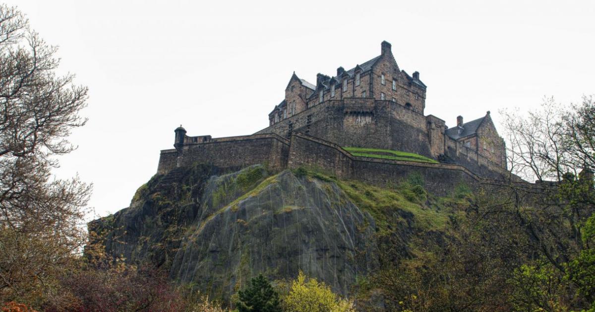 Edinburský hrad - Symbol hlavního města Skotska | Gigaplaces.com